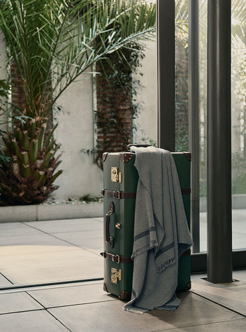 Nuance Ombre Aurora Cashmere Throw - Begg x Co